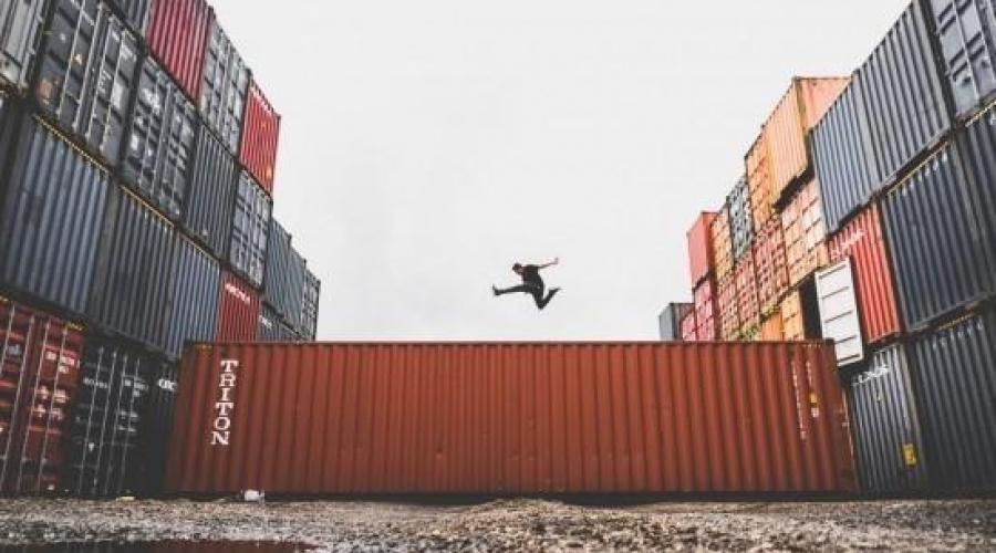 9 Questions to Ask Before Buying a Shipping Container | CBOX containers